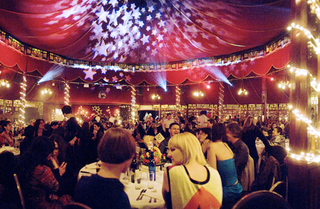 Madame Zingara. Restaurant and show