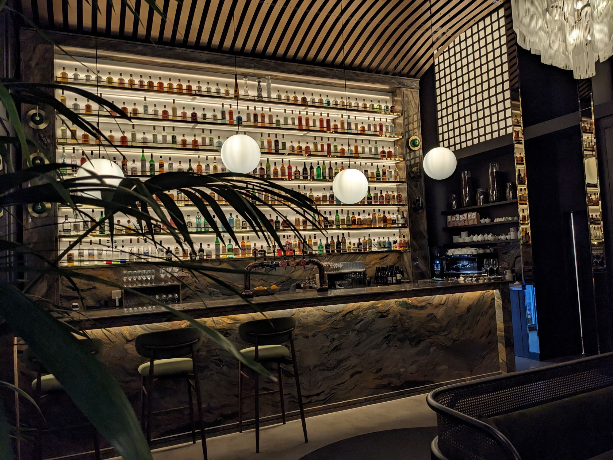 HERA Restaurant Review